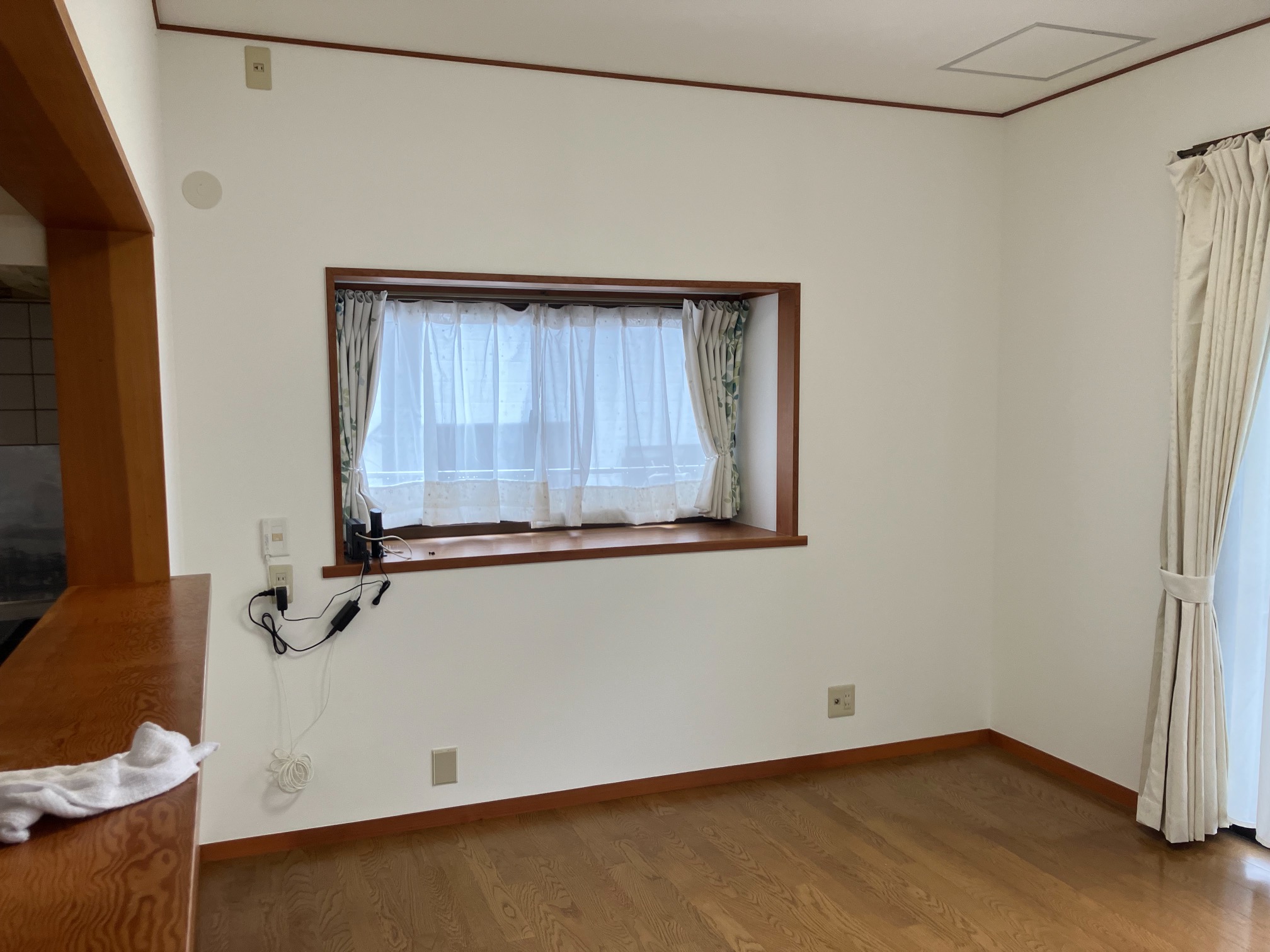 渋川市 S様 LDK・2F洋室内装工事〈天井・壁クロス貼替え〉 | リフォームモリハウス｜渋川市,吉岡町,榛東村,東吾妻町水廻りリフォーム専門店